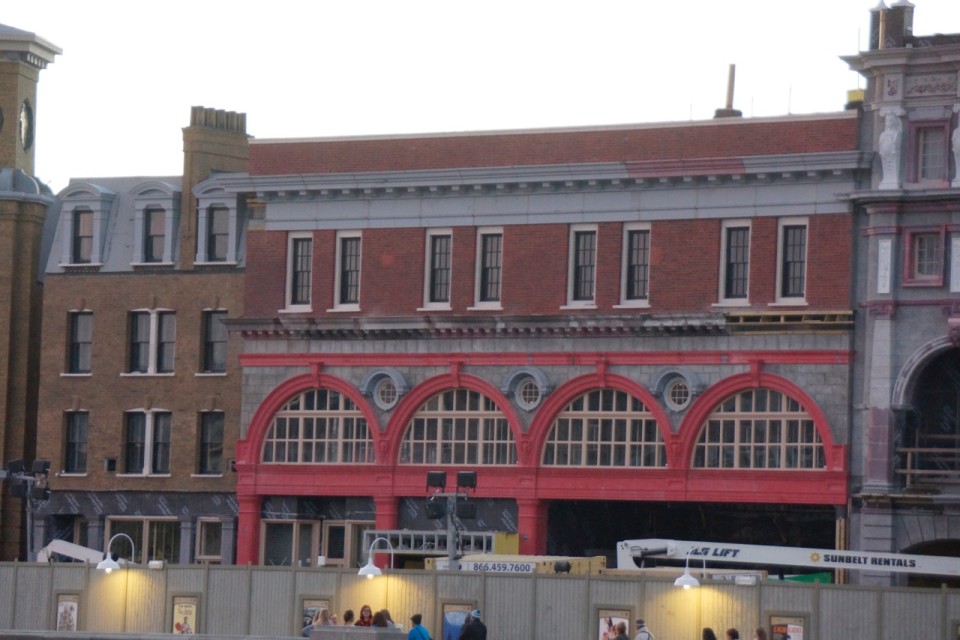 Diagon Alley London waterfront facade revealed at Universal Studios