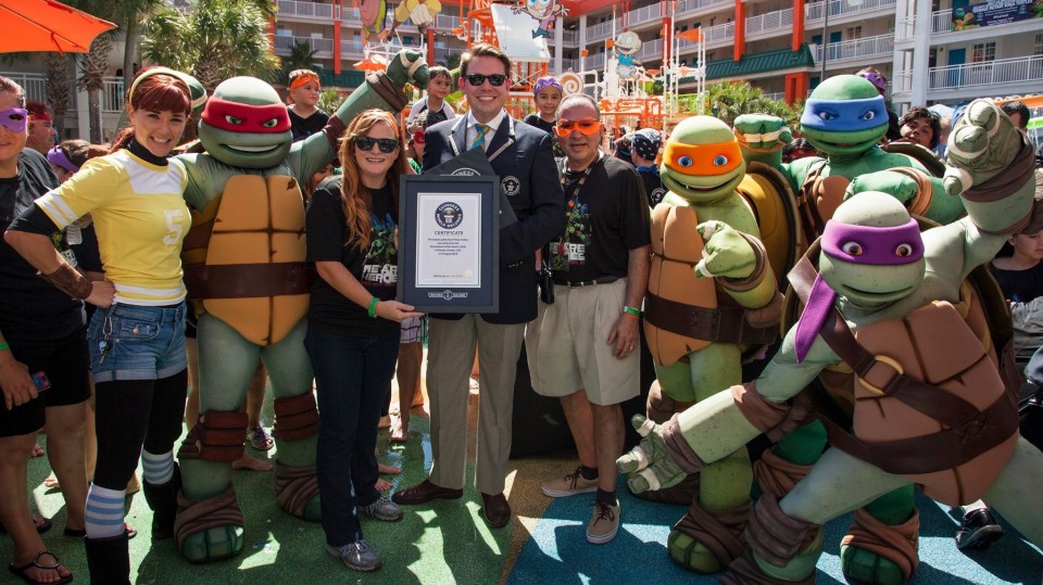 Teenage Mutant Ninja Turtle fans break World Record
