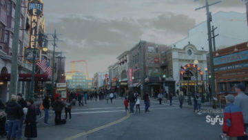 New Sharknado 3 videos showcase more Universal scenes