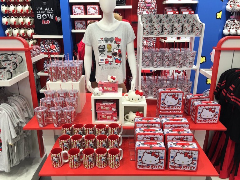 Hello Kitty retail store opens at Universal Orlando
