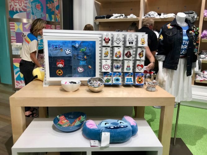Disney Style store brings Disney-inspired fashion and photo-ops to ...