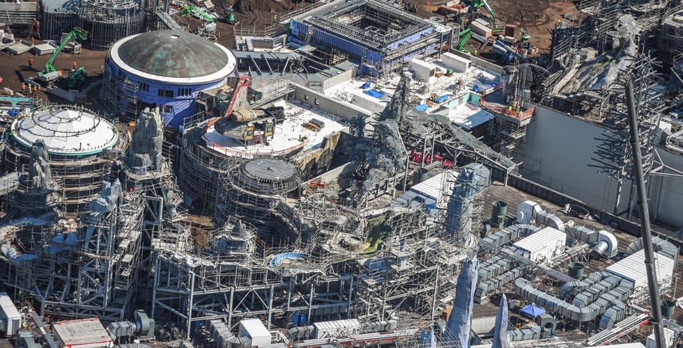 Photo Update: Star Wars: Galaxy's Edge is covered in construction!
