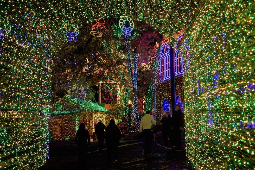 Silver Dollar City's ‘An Old Time Christmas’ to feature 6.5 million lights