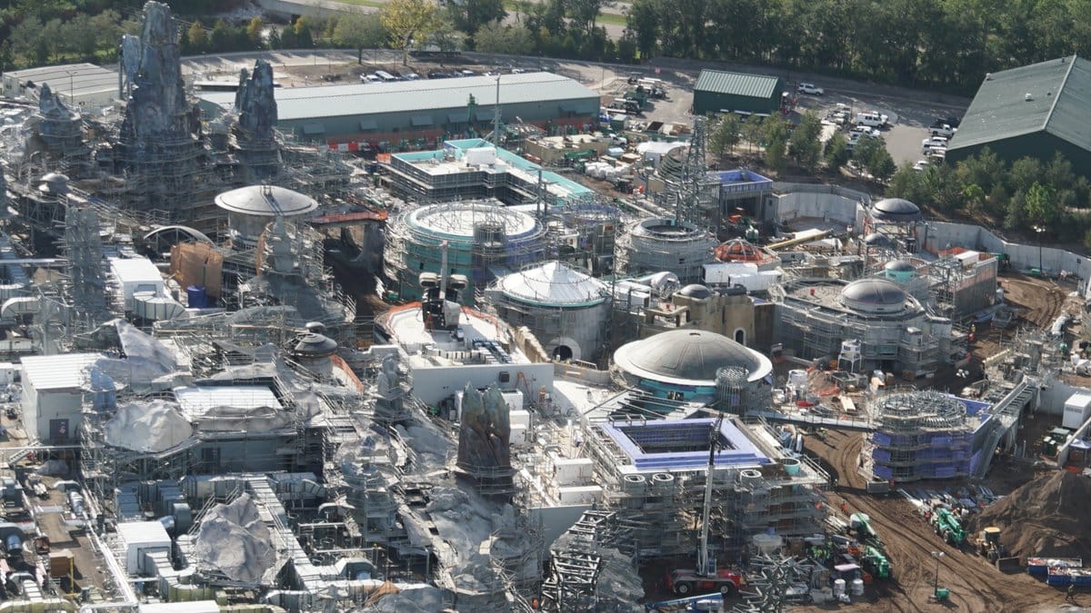 Photo Update: Star Wars theming added to Galaxy's Edge in Florida