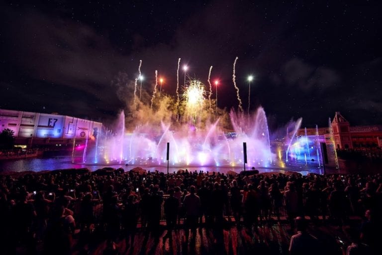 Universal Orlando introduces first-ever Exclusive Holiday Viewing Area ...