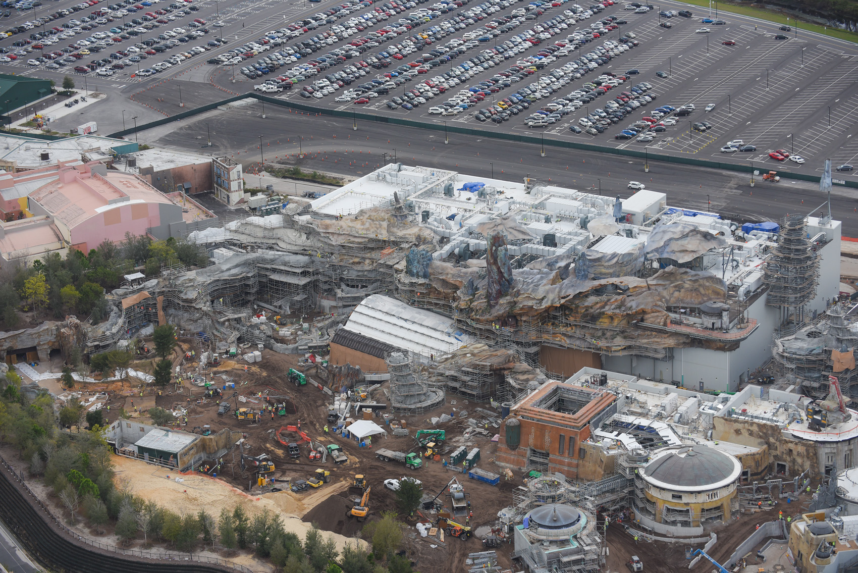 Photo Update: Galaxy's Edge construction is focused on extreme details