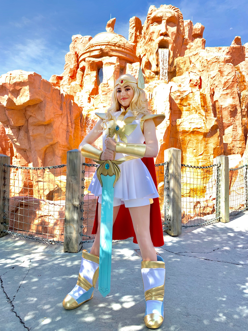 She-Ra from Netflix's 'She-Ra and the Princesses of Power' now meeting ...