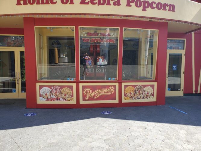 Universal CityWalk Hollywood opens its doors as the park inches closer ...