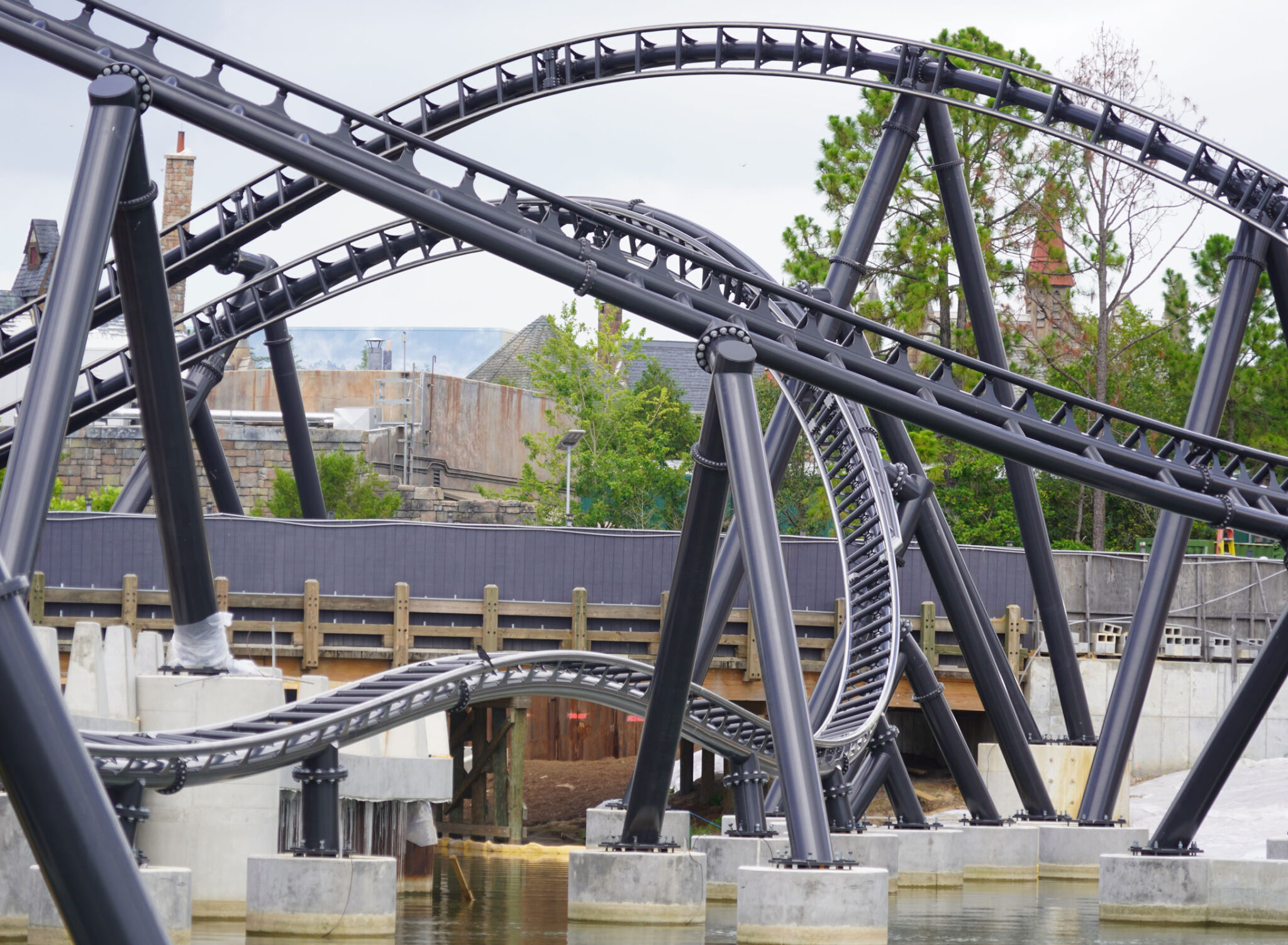 Photo Update: Jurassic Park ‘Velocicoaster’ tops off highest point