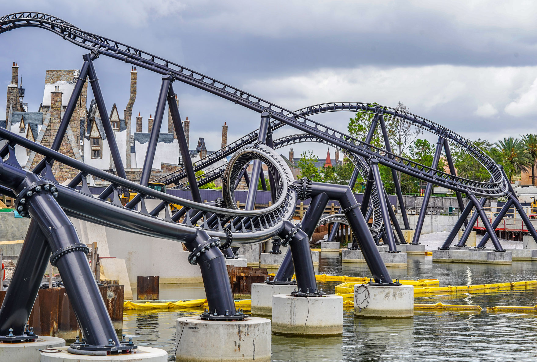 Photo Update: Jurassic Park ‘Velocicoaster’ tops off highest point