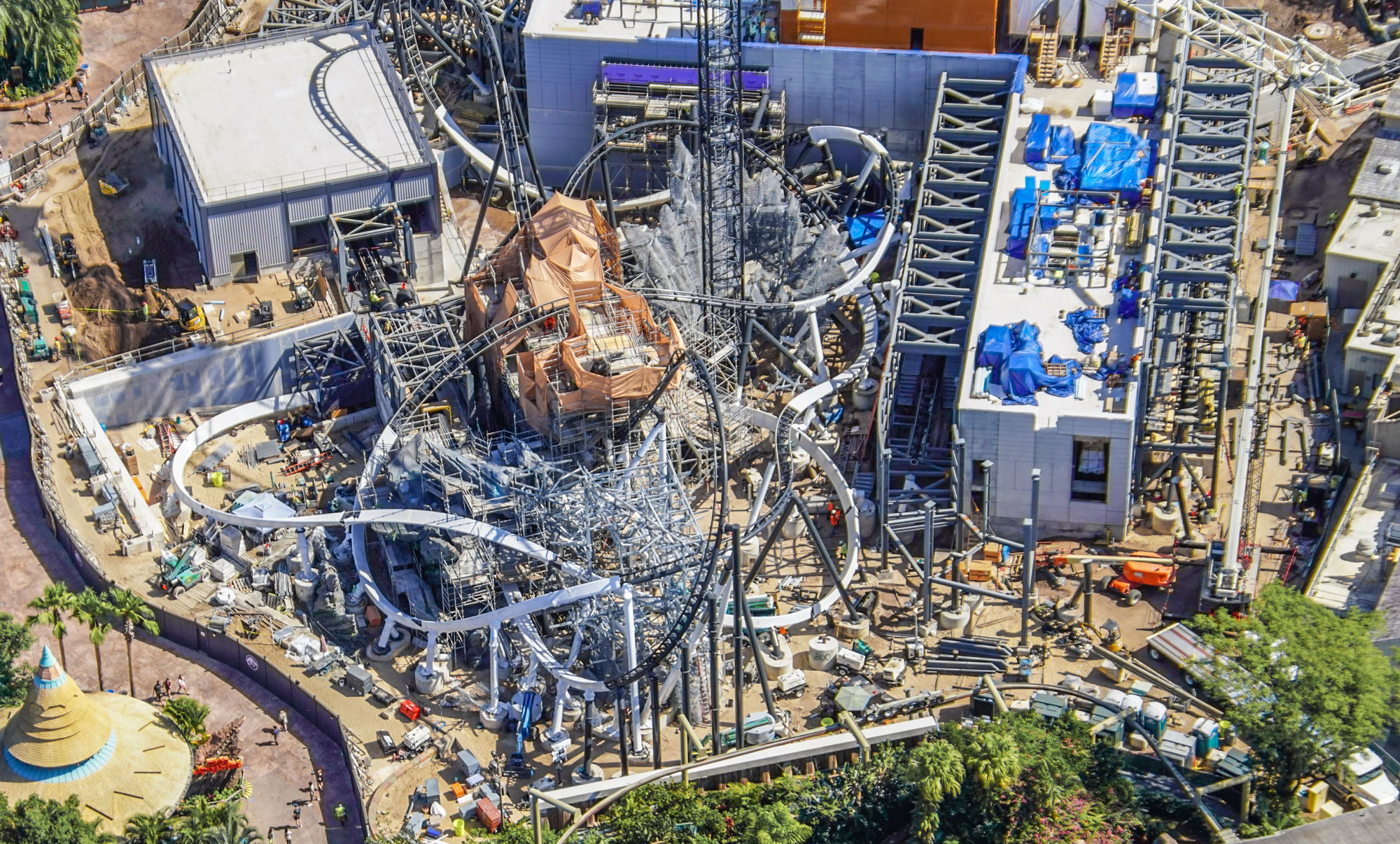 Universal's Islands of Adventure Velocicoaster theming rocks!