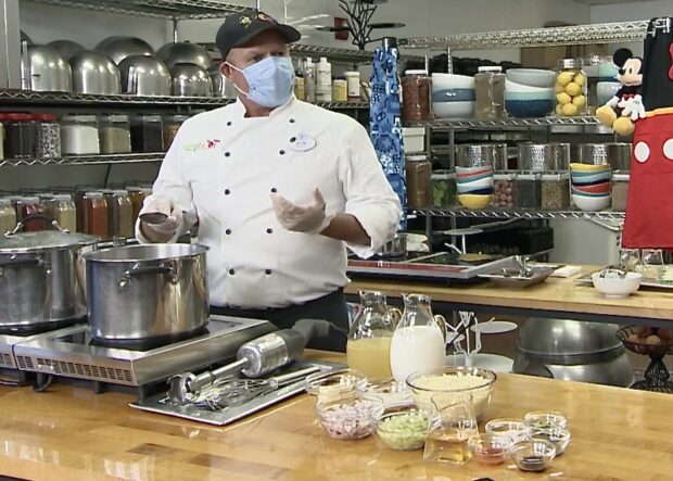 Cook with a Disney Chef during #DisneyMagicMoments: In the Kitchen