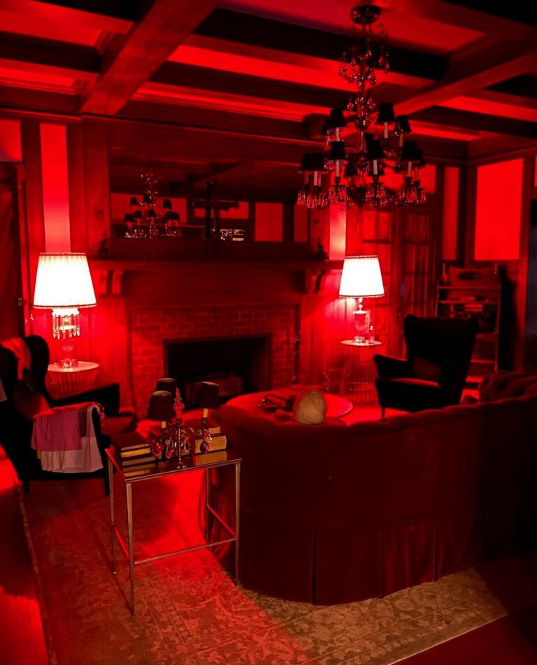 'American Horror Story' Murder House is opening its doors for Halloween