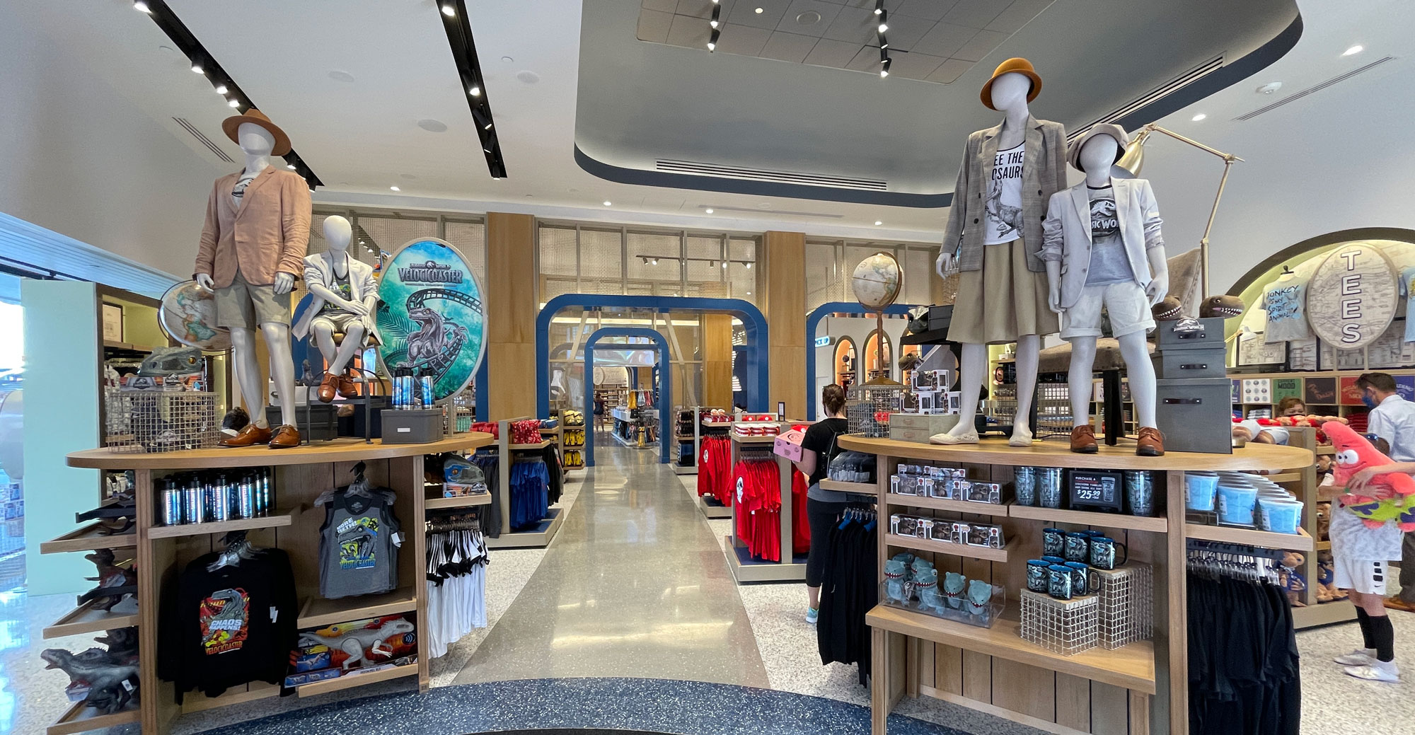 New Universal Studios Store in CityWalk opens – We aren't joking!