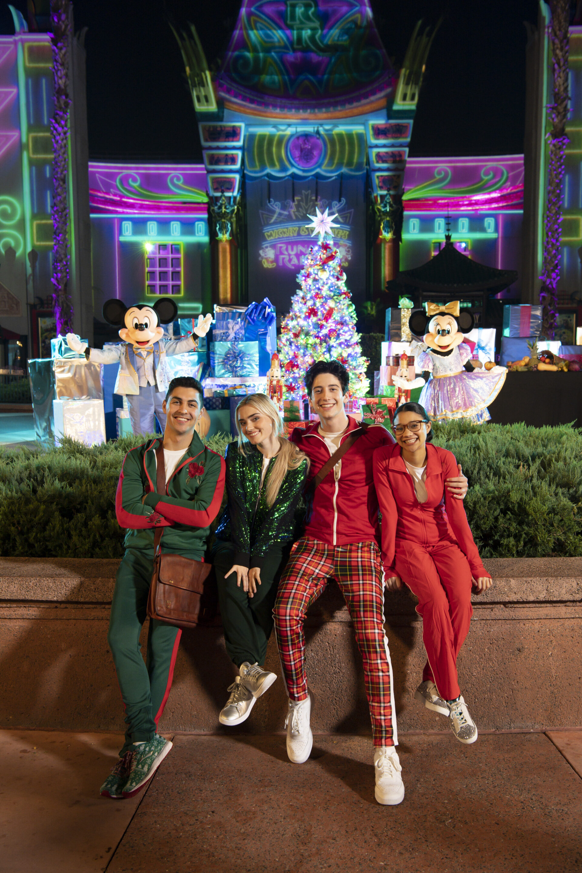 'Disney Holiday Magic Quest' challenge TV special returns to take over ...