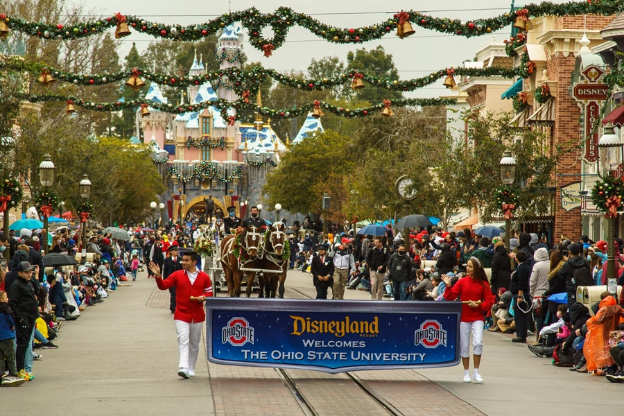 Disneyland Resort welcomes Ohio State and Utah before 2022 Rose Bowl