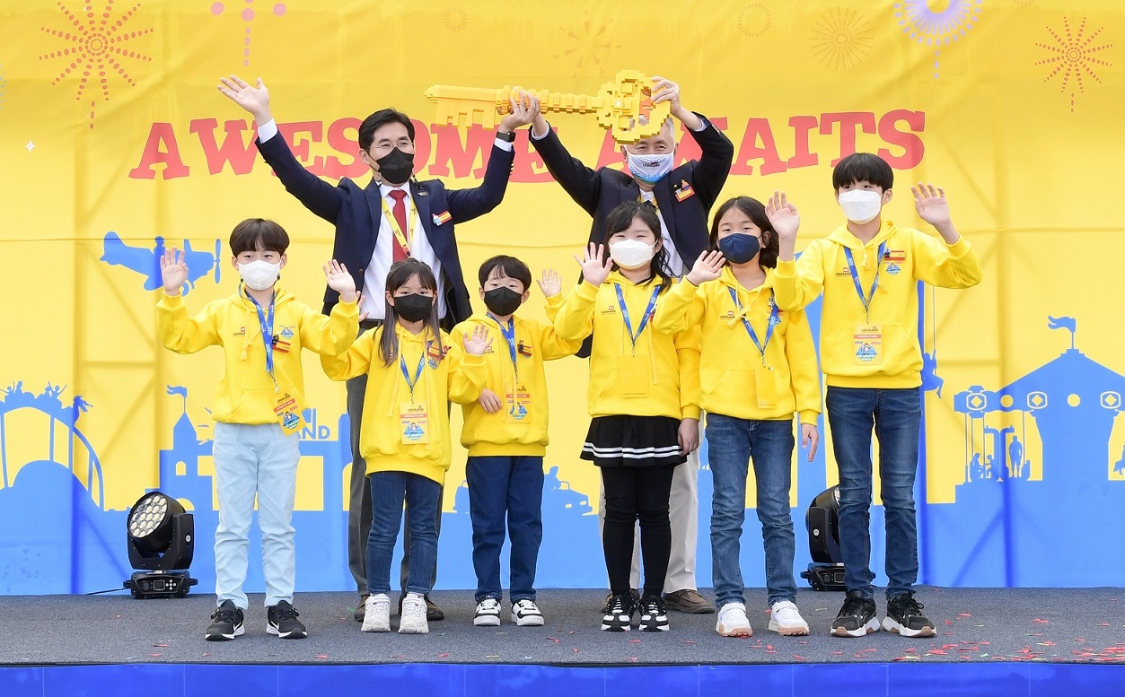 Legoland Korea celebrates the park’s completion and May 5th opening