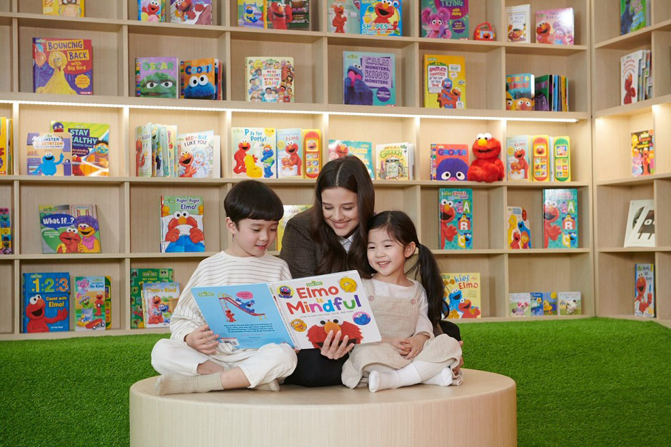 Sesame Workshop launches first Educational Play Center