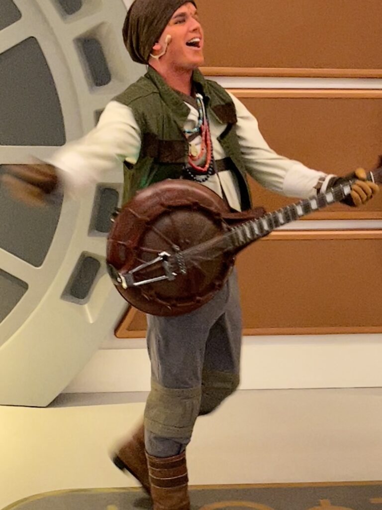 Meet the Characters of the Star Wars: Galactic Starcruiser