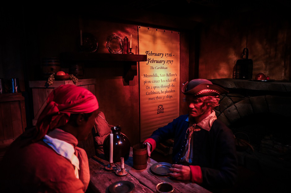 Real Pirates opens in Salem with a display of authentic pirate treasure