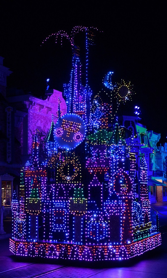 First look at the new finale float for ‘Main Street Electrical Parade’
