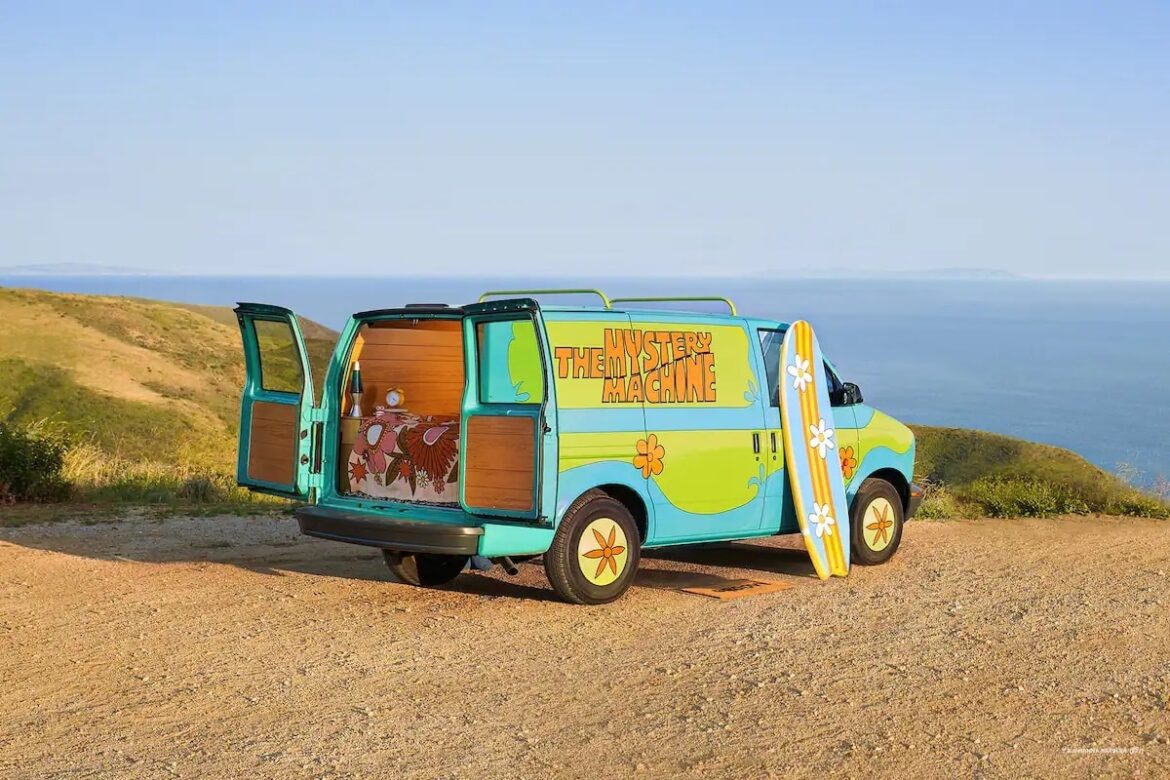 Spend a night in the iconic Mystery Machine from ‘Scooby Doo’