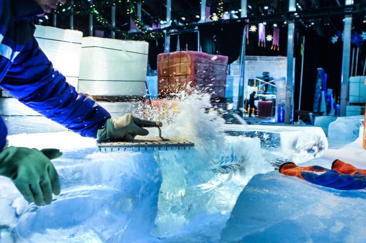 Ice Movie! returns to Gaylord Palms with a Dr. Seuss theme for 2022