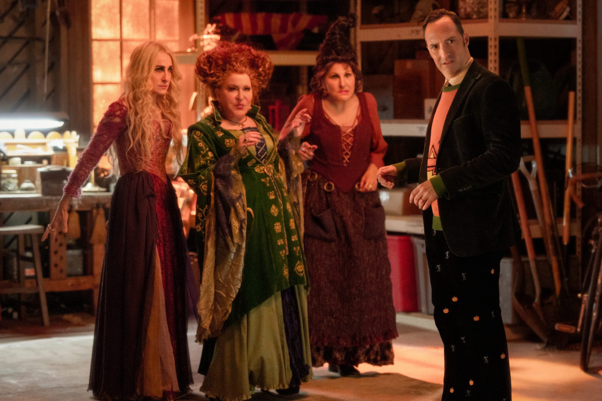 Review: The Sanderson Sisters are back in ‘Hocus Pocus 2’