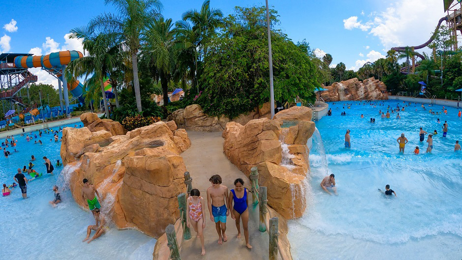 Fiesta Aquatica celebrates National Hispanic Heritage Month