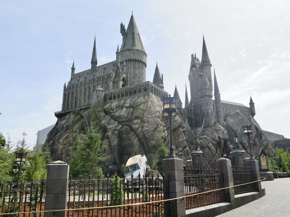 Hidden magical secrets on Harry Potter and the Forbidden Journey