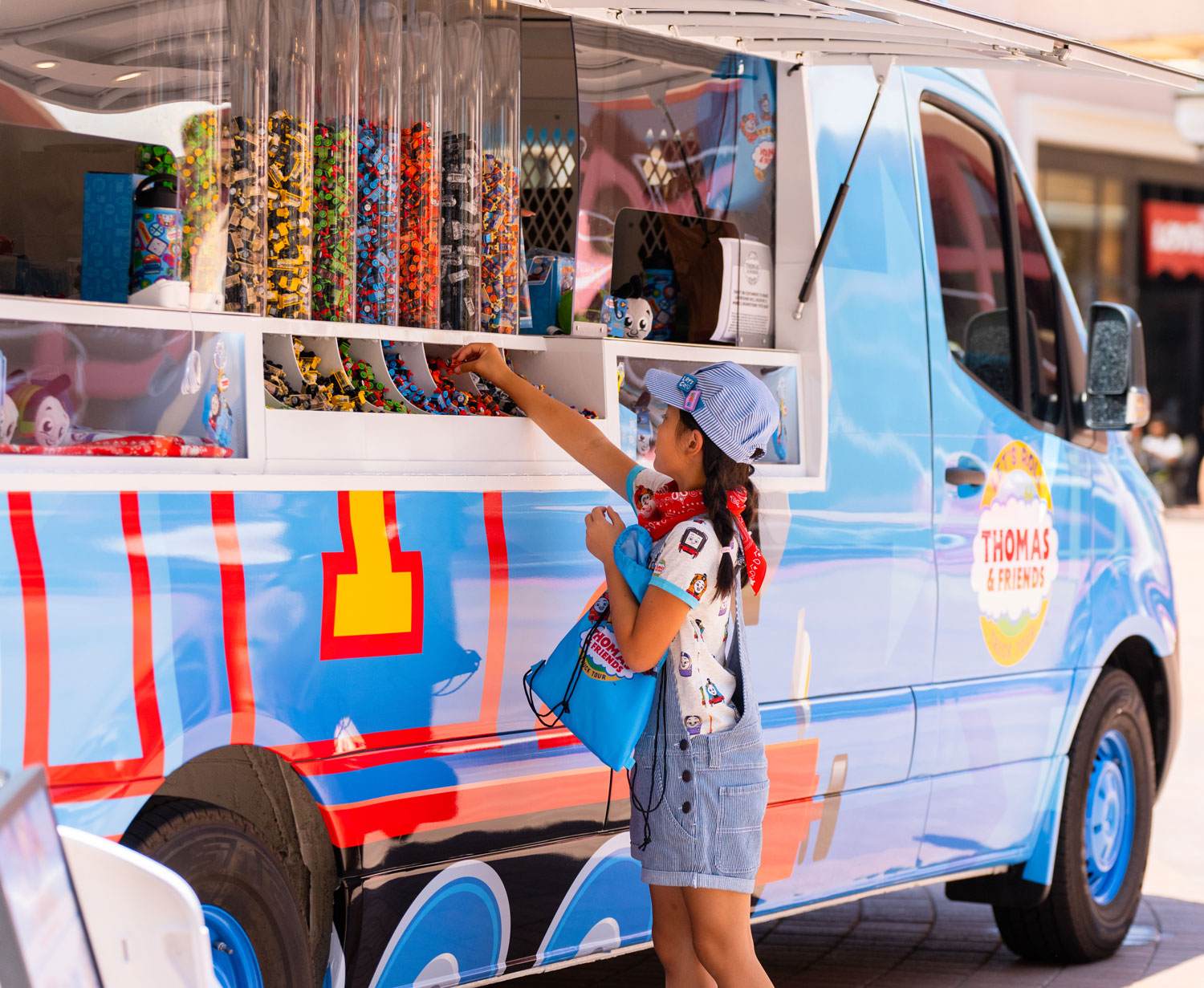 Thomas Truck Tour Merchandise Mobile Pop-Up visits Las Vegas
