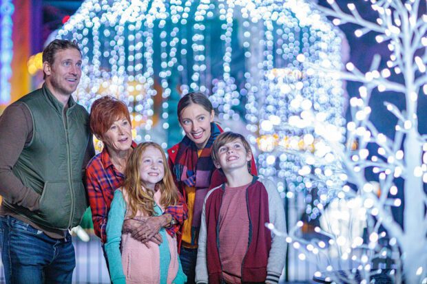 Knott’s Merry Farm puts a new twist on favorite Christmas shows
