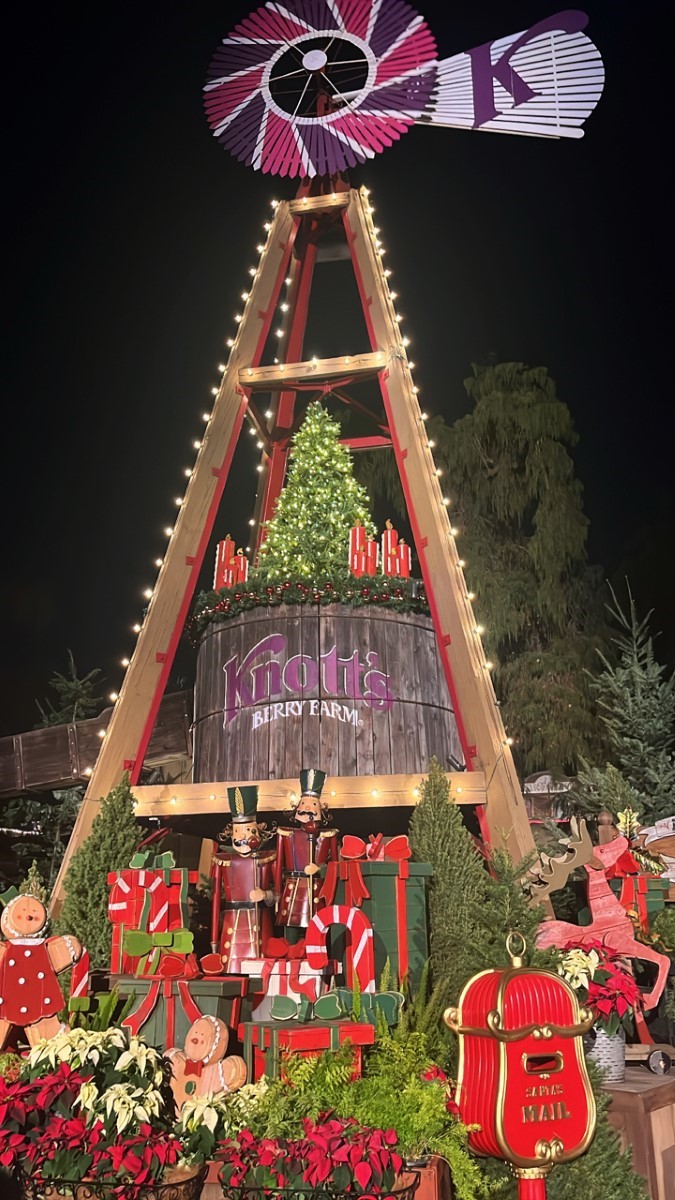 Your guide to Knott's Merry Farm