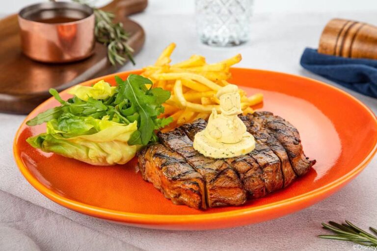 Donald's Dine 'n Delights now open at Shanghai Disneyland