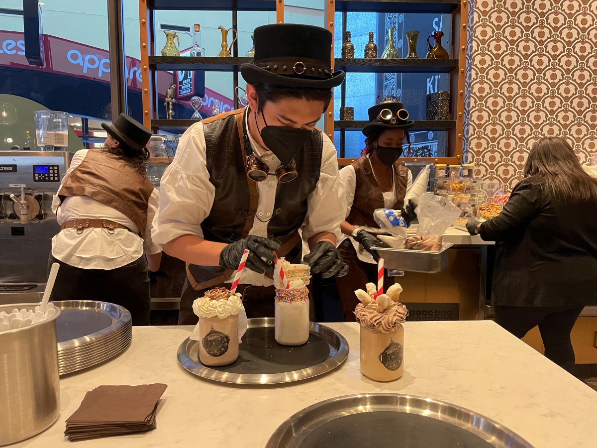 Toothsome Chocolate Emporium open at Universal Hollywood