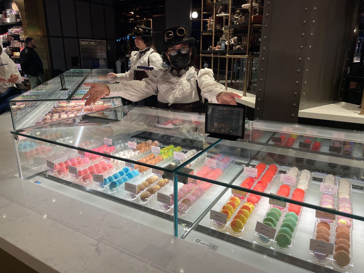 Toothsome Chocolate Emporium open at Universal Hollywood