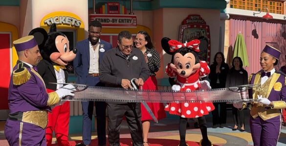 Mickey & Minnie's Runaway Railway now open at Disneyland