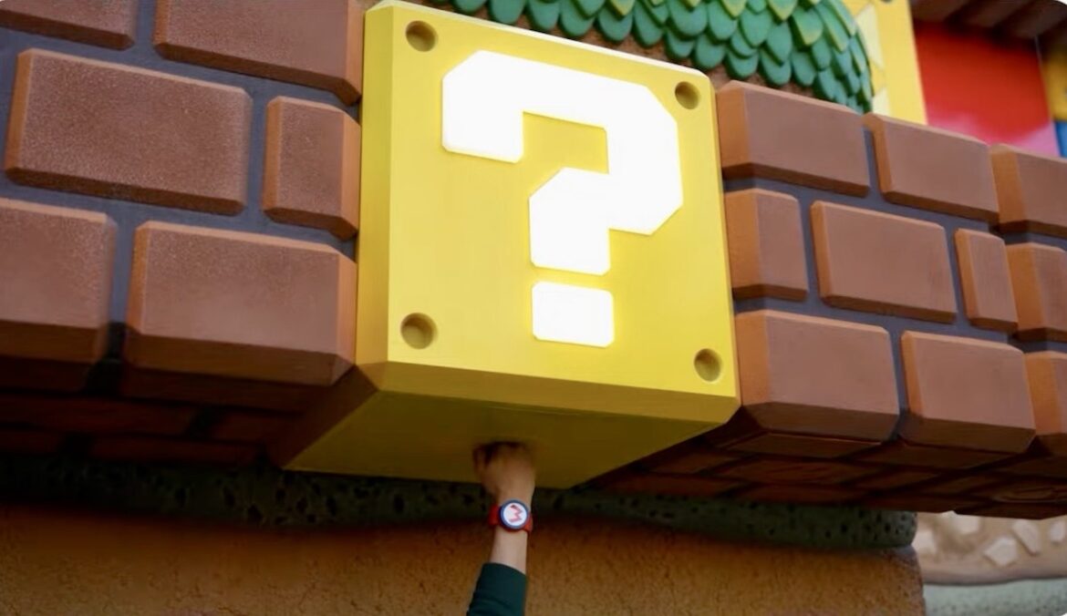 How do Power-Up Bands work in Super Nintendo World?