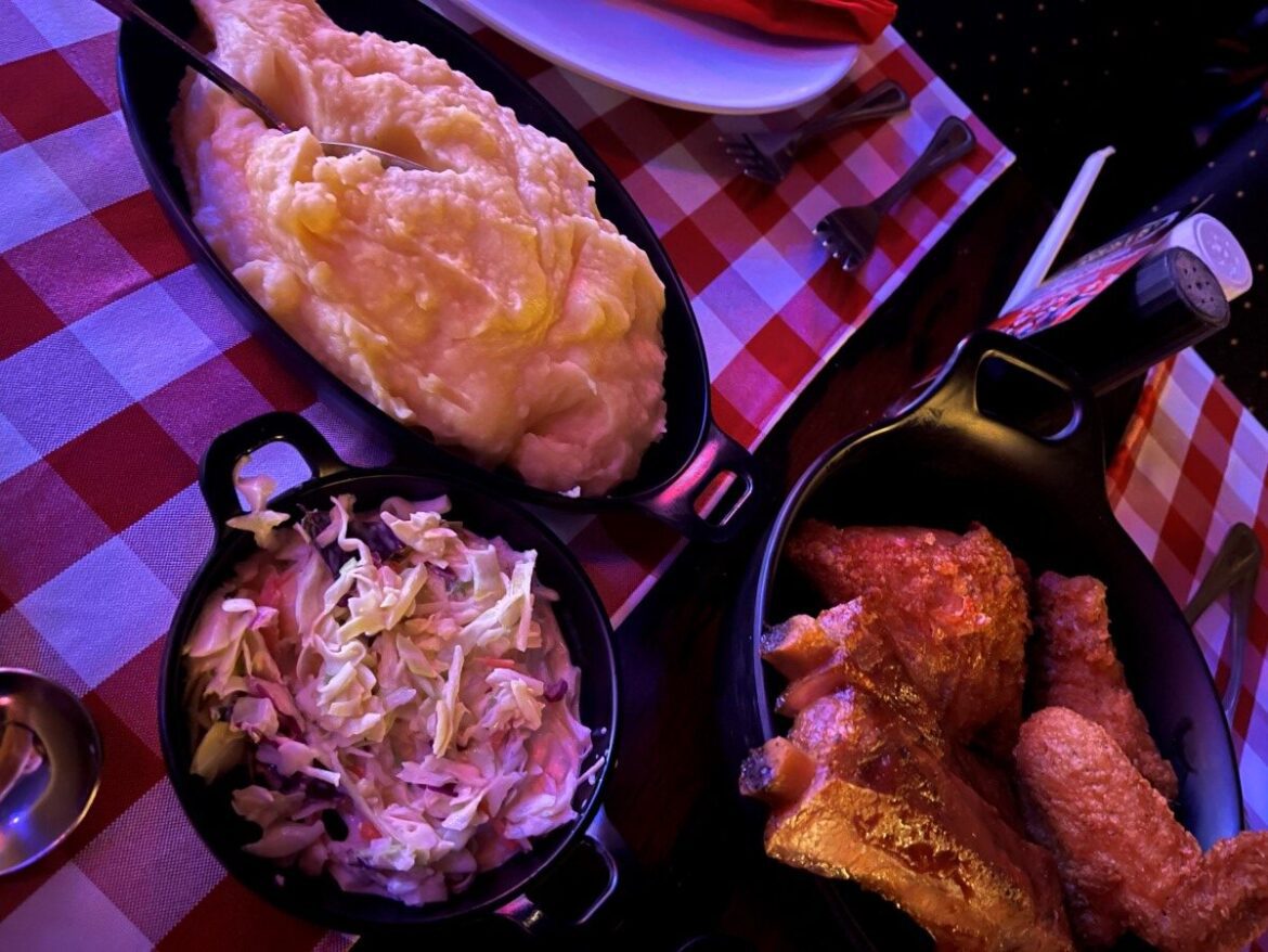 Kick up your boots at Orlando's Country Nights Live dinner show