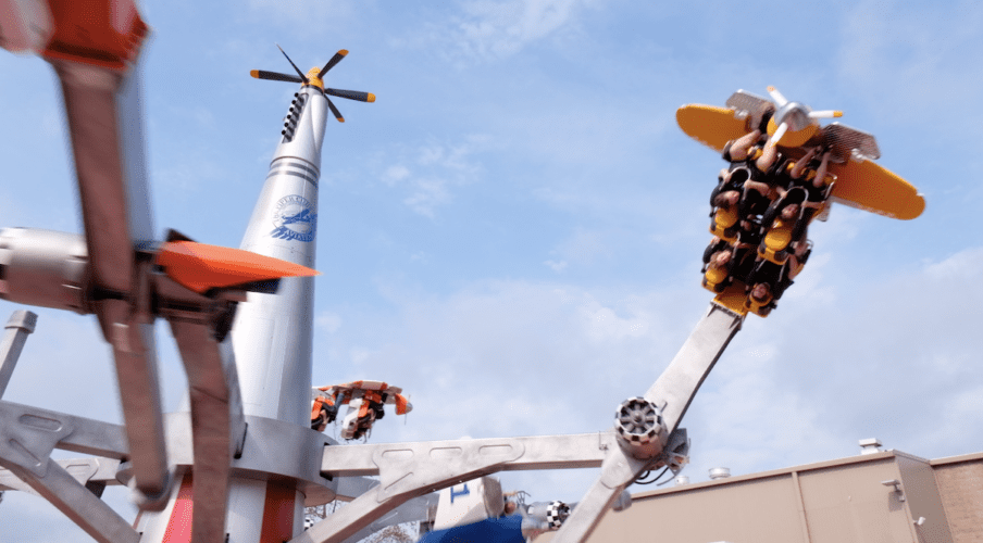 Full tour of Aeronautica Landing, Carowinds' new flight-themed land