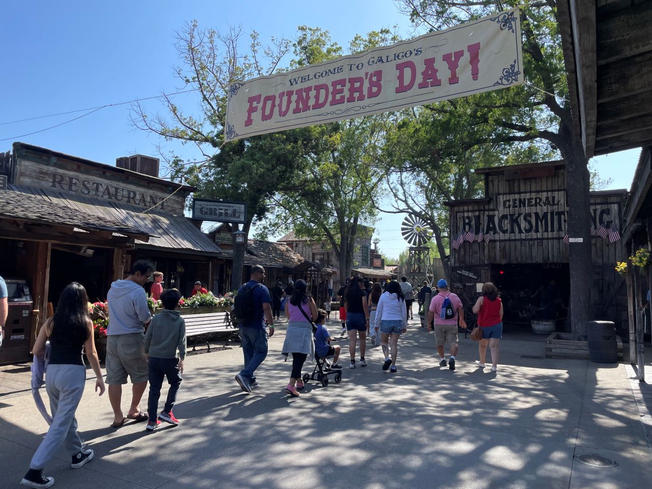 Summer brings limited time food and fun to Knott's Berry Farm