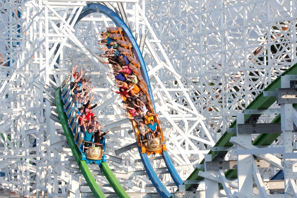 Generative AI will soon help plan your day at Six Flags