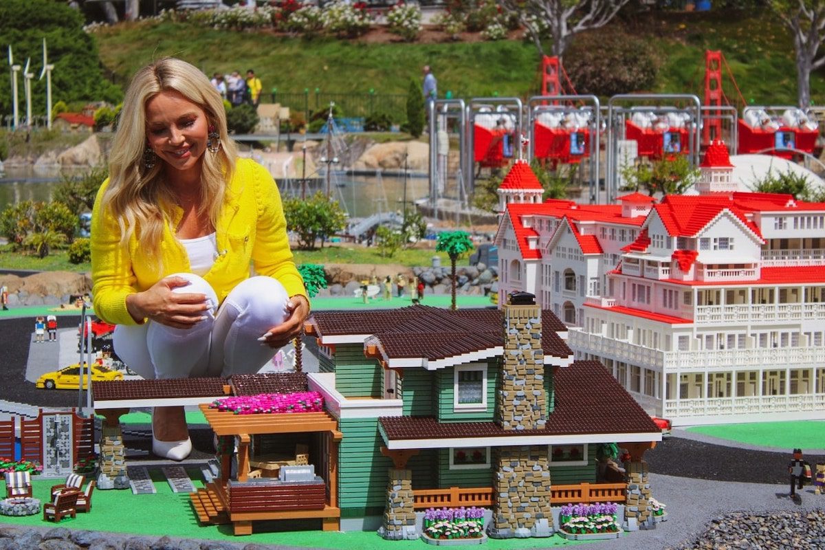 Bid to 'live' in a Lego beach house at Legoland California Resort
