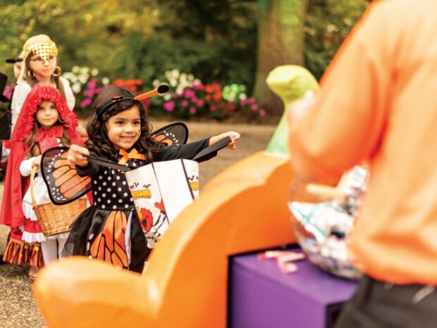 Guide to The Count's Halloween Spooktacular at Sesame Place