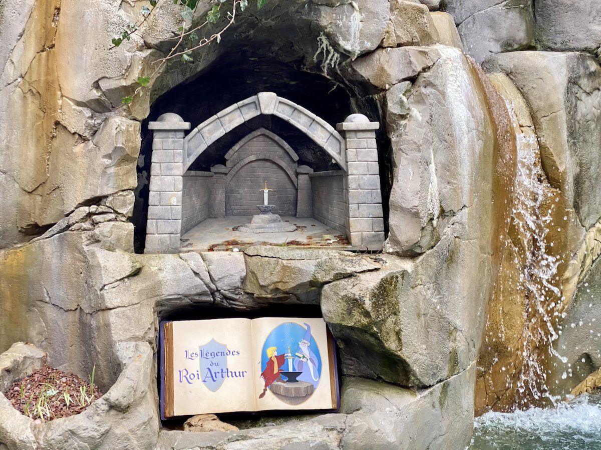 Disneyland Paris Storybook Land adding ‘Frozen’ and ‘Pooh’