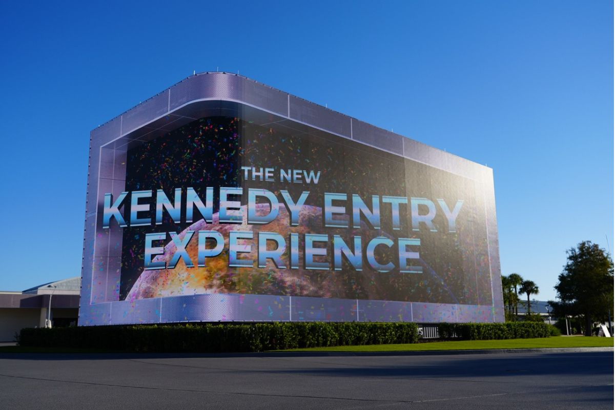 Kennedy Space Center launches new '3D' entry experience