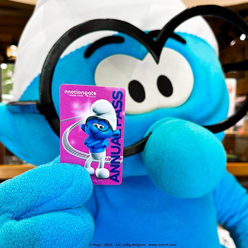 Motiongate Dubai celebrates the Smurfs' 65th anniversary