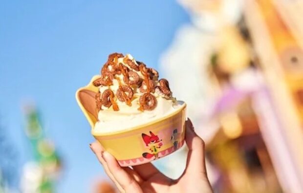 Find pawpcicles and Zootopia food at Shanghai Disneyland