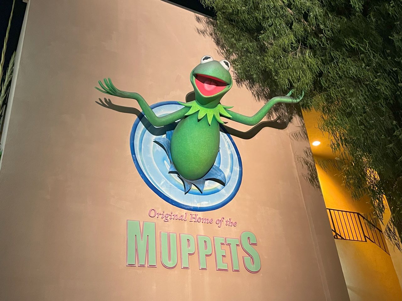 Comedic improv puppetry antics returns in ‘Puppet Up!’