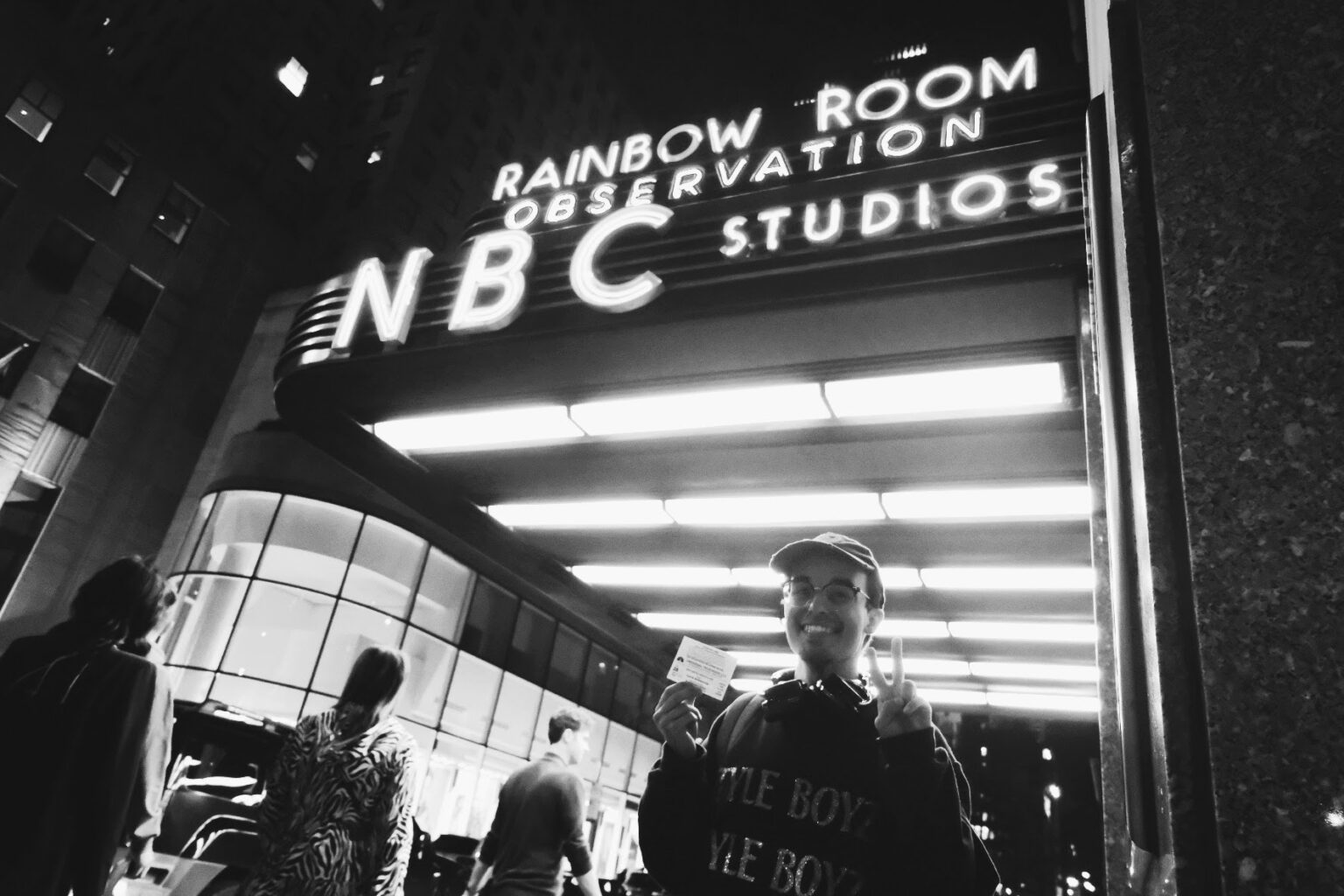 How to get Saturday Night Live tickets with standby line or lottery